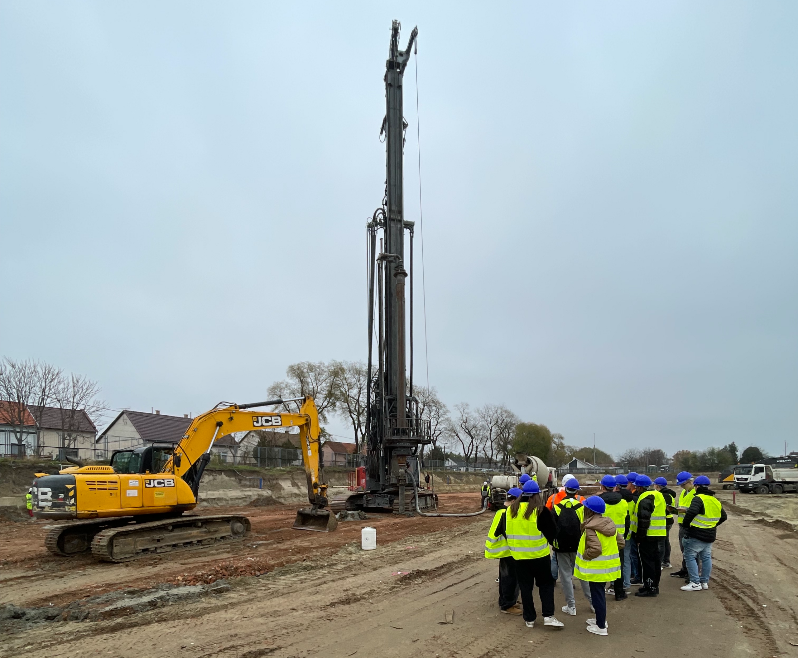 Visit of Technician Students to HBM’s Construction Site in Debrecen | HBM